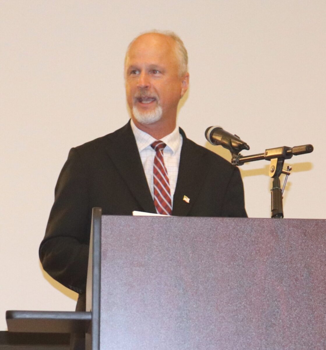 GALLERY OF PICTURES FROM THE NCRLCA CONVENTION FLOOR | NCRLCA : NCRLCA